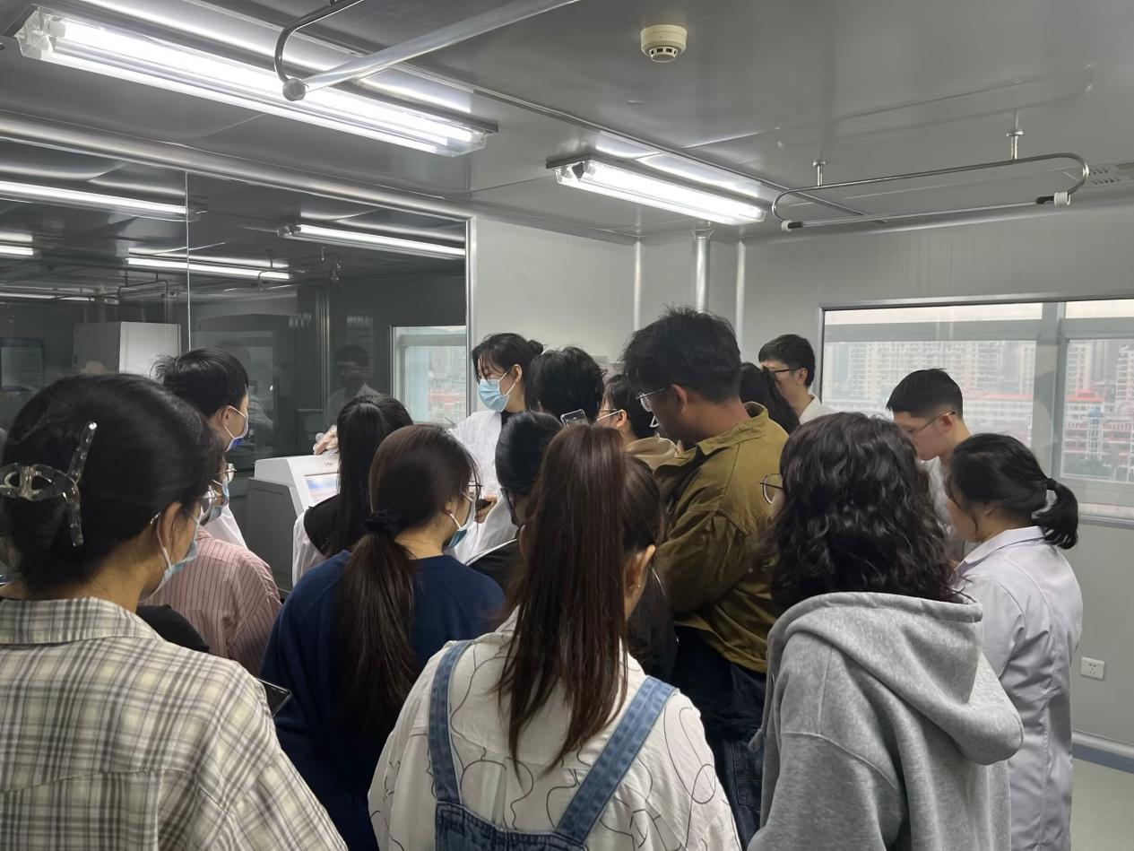 生命科学研究院顺利开展第十二期BSL-2实验室安全及荧光定量PCR仪培训-右江民族医学院门户网站